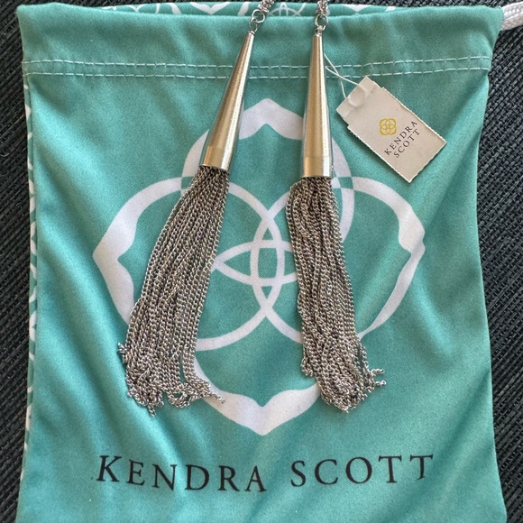 Kendra Scott | Jewelry | Nwt Kendra Scott Phara Tassel Larist Necklace ...